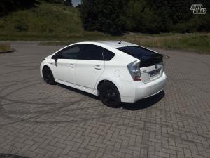 Toyota Prius 2011 Viļņa, ar dzinēja tilpumu 1.80 L un nobraukumu 373 tūkst. km par 4500 €, foto 8 vietnē AUTOMOTO.COM.LV