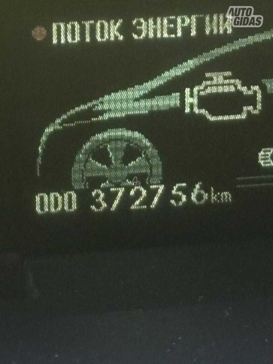 Toyota Prius 2011 Viļņa, ar dzinēja tilpumu 1.80 L un nobraukumu 373 tūkst. km par 4500 €, foto 11 vietnē AUTOMOTO.COM.LV