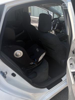 Toyota Prius 2011 Viļņa, ar dzinēja tilpumu 1.80 L un nobraukumu 373 tūkst. km par 4500 €, foto 16 vietnē AUTOMOTO.COM.LV