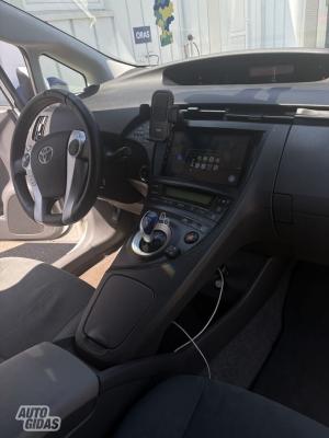 Toyota Prius 2011 Viļņa, ar dzinēja tilpumu 1.80 L un nobraukumu 373 tūkst. km par 4500 €, foto 17 vietnē AUTOMOTO.COM.LV