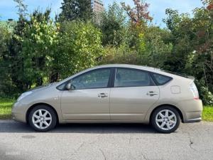 Toyota Prius 2009 in Tallinn, with an engine capacity of 0.00 L and mileage of 185 thousand km for 4600 €, photo 5 on AUTOMOTO.COM.LV