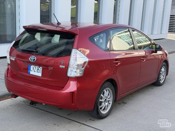 Toyota Prius 2013 in Vilnius, with an engine capacity of 1.80 L and mileage of 198 thousand km for 6500 €, photo 4 on AUTOMOTO.COM.LV
