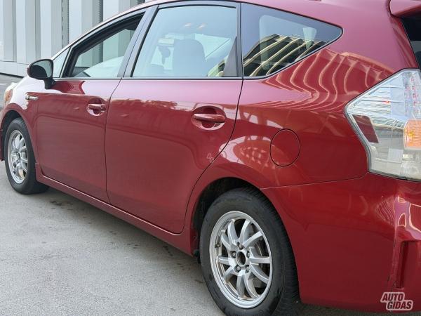 Toyota Prius 2013 in Vilnius, with an engine capacity of 1.80 L and mileage of 198 thousand km for 6500 €, photo 5 on AUTOMOTO.COM.LV
