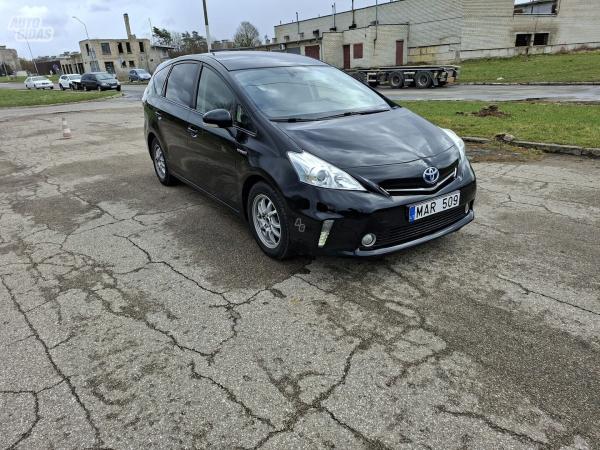 Toyota Prius 2014 in Kaunas, with an engine capacity of 1.80 L and mileage of 263 thousand km for 8800 €, photo 7 on AUTOMOTO.COM.LV