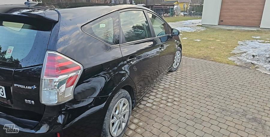 Toyota Prius 2017 Viļņa, ar dzinēja tilpumu 1.80 L un nobraukumu 260 tūkst. km par 8200 €, foto 6 vietnē AUTOMOTO.COM.LV