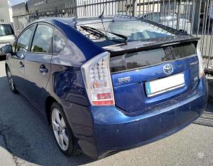 Violets Toyota Prius 2010 Viļņa, ar dzinēja tilpumu 1.80 L un nobraukumu 177 tūkst. km par 8222 €, foto 2 vietnē AUTOMOTO.COM.LV