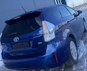 Violets Toyota Prius 2013 Viļņa, ar dzinēja tilpumu 1.80 L un nobraukumu 235 tūkst. km par 9999 €, foto  vietnē AUTOMOTO.COM.LV