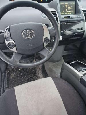 Balts Toyota Prius 2005 Vilkaviškis, ar dzinēja tilpumu 1.50 L un nobraukumu 232 tūkst. km par 2950 €, foto 8 vietnē AUTOMOTO.COM.LV