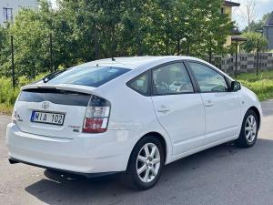 Белый Тойота Приус 2005 в Вильнюс, объемом двигателя 1.50 л и пробегом 300 тыс. км за 3500 €, фото 4 на AUTOMOTO.COM.LV