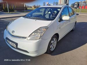 Белый Тойота Приус 2008 в Каунас, объемом двигателя 1.50 л и пробегом 535 тыс. км за 4300 €, фото 4 на AUTOMOTO.COM.LV