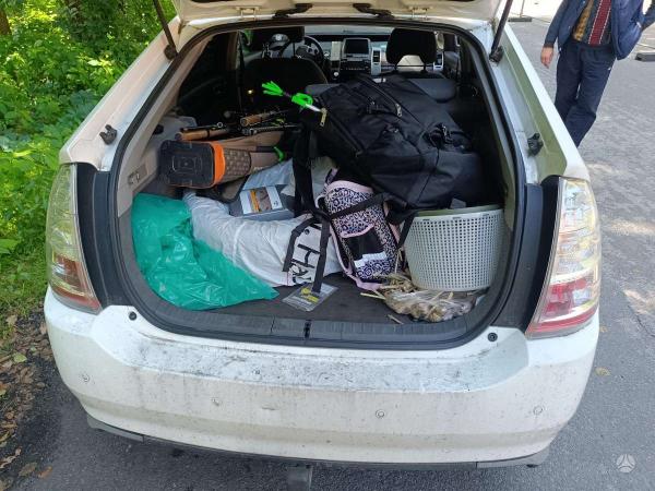Balts Toyota Prius 2008 Kauņa, ar dzinēja tilpumu 1.50 L un nobraukumu 243 tūkst. km par 3300 €, foto 8 vietnē AUTOMOTO.COM.LV