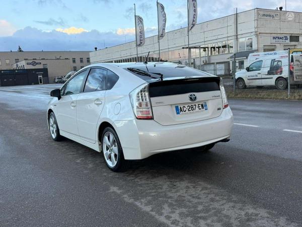 Balts Toyota Prius 2009 Panevēža, ar dzinēja tilpumu 1.80 L un nobraukumu 298 tūkst. km par 5990 €, foto 8 vietnē AUTOMOTO.COM.LV