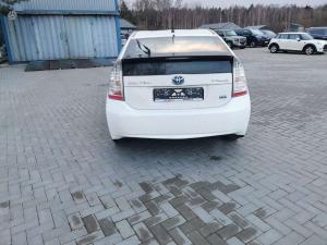 Balts Toyota Prius 2009 Kauņa, ar dzinēja tilpumu 1.80 L un nobraukumu 340 tūkst. km par 5300 €, foto 5 vietnē AUTOMOTO.COM.LV