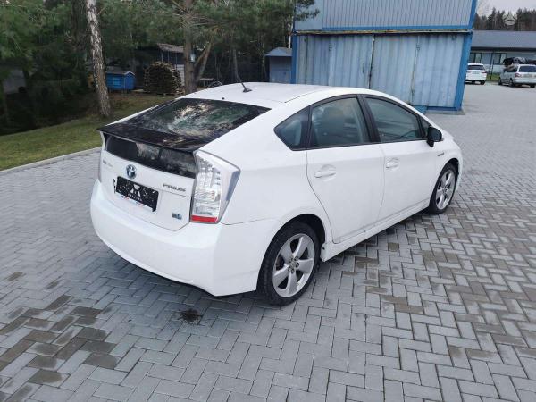 Balts Toyota Prius 2009 Kauņa, ar dzinēja tilpumu 1.80 L un nobraukumu 340 tūkst. km par 5300 €, foto 6 vietnē AUTOMOTO.COM.LV