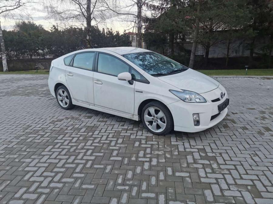 Balts Toyota Prius 2009 Kauņa, ar dzinēja tilpumu 1.80 L un nobraukumu 340 tūkst. km par 5300 €, foto 7 vietnē AUTOMOTO.COM.LV