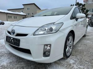 Balts Toyota Prius 2009 Viļņa, ar dzinēja tilpumu 1.80 L un nobraukumu 173 tūkst. km par 6550 €, foto 3 vietnē AUTOMOTO.COM.LV