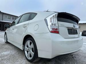 Balts Toyota Prius 2009 Viļņa, ar dzinēja tilpumu 1.80 L un nobraukumu 173 tūkst. km par 6550 €, foto 5 vietnē AUTOMOTO.COM.LV