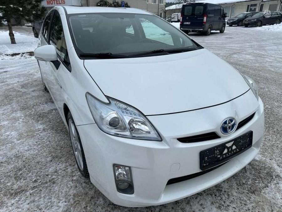 Balts Toyota Prius 2009 Viļņa, ar dzinēja tilpumu 1.80 L un nobraukumu 173 tūkst. km par 6550 €, foto 13 vietnē AUTOMOTO.COM.LV