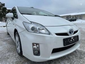 Balts Toyota Prius 2009 Viļņa, ar dzinēja tilpumu 1.80 L un nobraukumu 173 tūkst. km par 6550 €, foto 14 vietnē AUTOMOTO.COM.LV