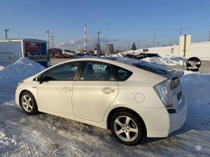 Balts Toyota Prius 2009 Viļņa, ar dzinēja tilpumu 1.80 L un nobraukumu 328 tūkst. km par 5700 €, foto 3 vietnē AUTOMOTO.COM.LV