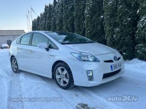 White Toyota Prius 2009 in Tallinn, with an engine capacity of 1.80 L and mileage of 182 thousand km for 6999 €, photo 2 on AUTOMOTO.COM.LV