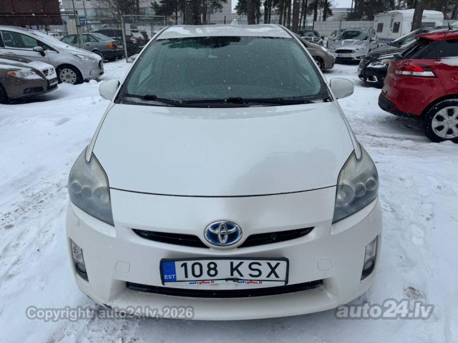 Balts Toyota Prius 2009 Tallina, ar dzinēja tilpumu 1.80 L un nobraukumu 441 tūkst. km par 6500 €, foto 2 vietnē AUTOMOTO.COM.LV