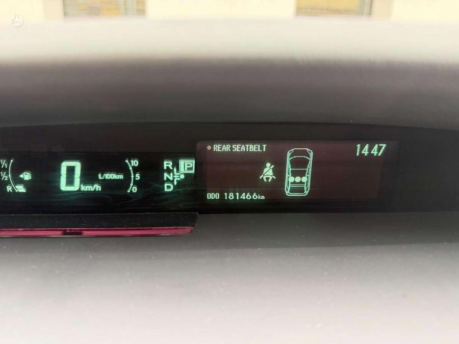 Белый Тойота Приус 2009 в Каунас, объемом двигателя 1.80 л и пробегом 181 тыс. км за 6200 €, фото 28 на AUTOMOTO.COM.LV