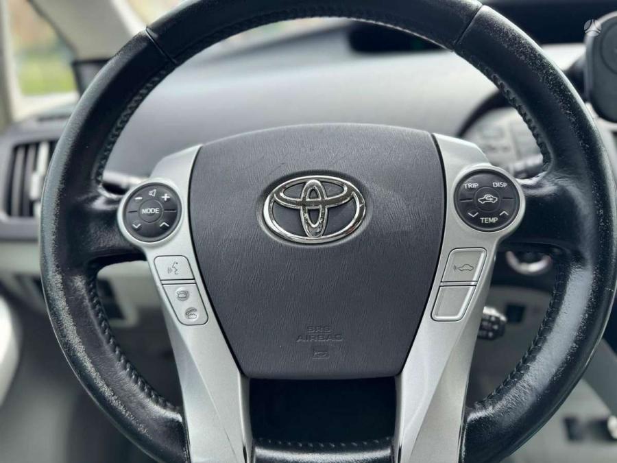 Balts Toyota Prius 2009 Kauņa, ar dzinēja tilpumu 1.81 L un nobraukumu 264 tūkst. km par 6999 €, foto 6 vietnē AUTOMOTO.COM.LV