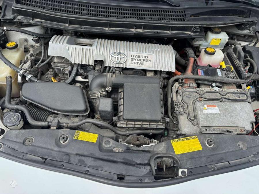 Balts Toyota Prius 2009 Kauņa, ar dzinēja tilpumu 1.81 L un nobraukumu 264 tūkst. km par 6999 €, foto 11 vietnē AUTOMOTO.COM.LV