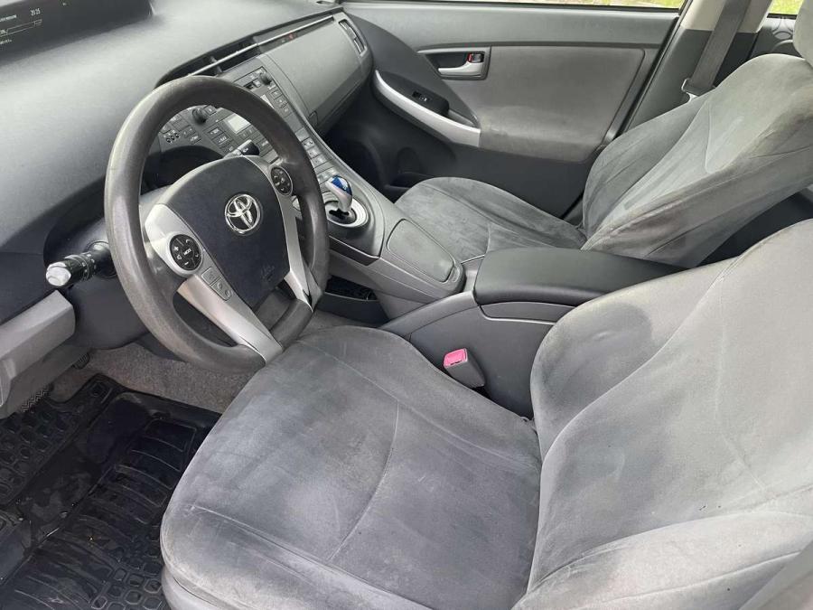 Balts Toyota Prius 2009 Viļņa, ar dzinēja tilpumu 1.80 L un nobraukumu 440 tūkst. km par 3499 €, foto 6 vietnē AUTOMOTO.COM.LV