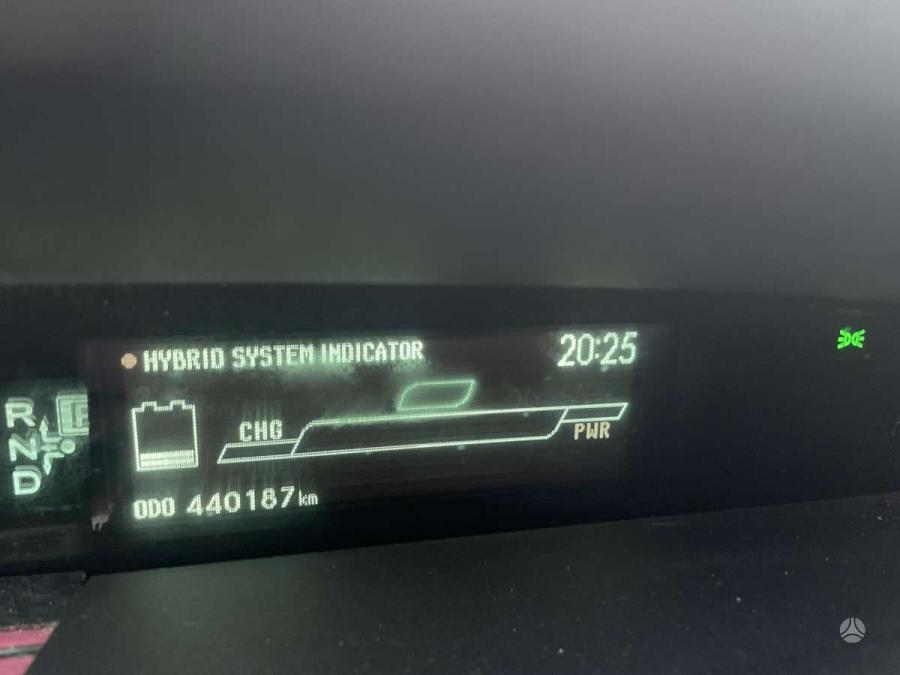 Balts Toyota Prius 2009 Viļņa, ar dzinēja tilpumu 1.80 L un nobraukumu 440 tūkst. km par 3499 €, foto 10 vietnē AUTOMOTO.COM.LV