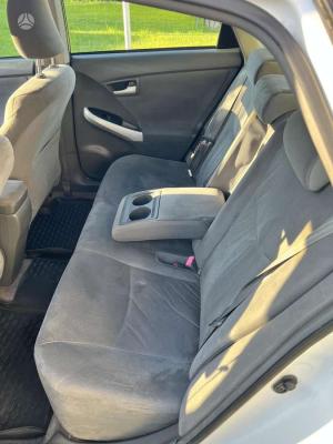 Balts Toyota Prius 2009 Kauņa, ar dzinēja tilpumu 1.80 L un nobraukumu 259 tūkst. km par 6000 €, foto 12 vietnē AUTOMOTO.COM.LV