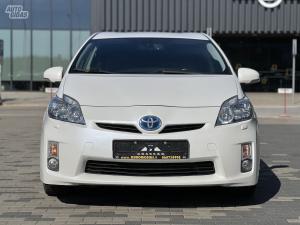 Balts Toyota Prius 2009 Šauļi, ar dzinēja tilpumu 1.80 L un nobraukumu 285 tūkst. km par 6300 €, foto 4 vietnē AUTOMOTO.COM.LV