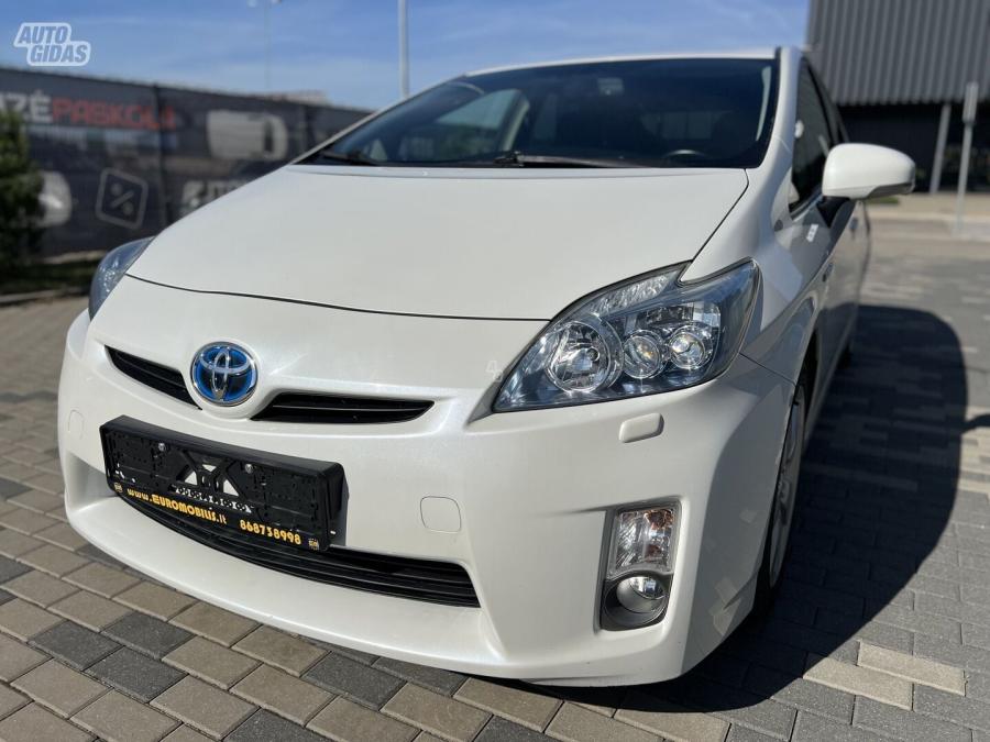 Balts Toyota Prius 2009 Šauļi, ar dzinēja tilpumu 1.80 L un nobraukumu 285 tūkst. km par 6300 €, foto 10 vietnē AUTOMOTO.COM.LV