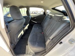 Balts Toyota Prius 2009 Šauļi, ar dzinēja tilpumu 1.80 L un nobraukumu 285 tūkst. km par 6300 €, foto 18 vietnē AUTOMOTO.COM.LV
