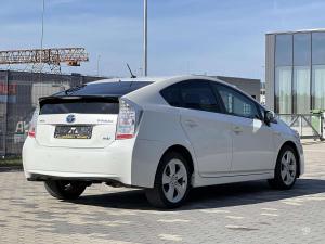 Balts Toyota Prius 2009 Šauļi, ar dzinēja tilpumu 1.80 L un nobraukumu 285 tūkst. km par 6300 €, foto 9 vietnē AUTOMOTO.COM.LV