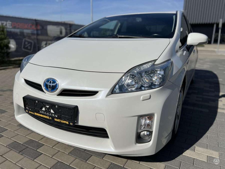 Balts Toyota Prius 2009 Šauļi, ar dzinēja tilpumu 1.80 L un nobraukumu 285 tūkst. km par 6300 €, foto 11 vietnē AUTOMOTO.COM.LV