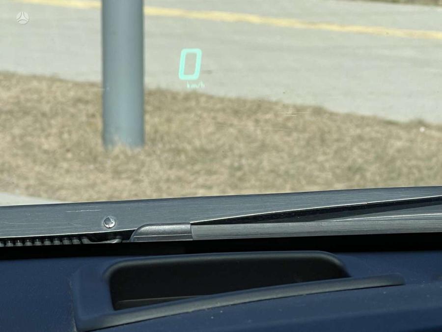Balts Toyota Prius 2009 Šauļi, ar dzinēja tilpumu 1.80 L un nobraukumu 285 tūkst. km par 6300 €, foto 18 vietnē AUTOMOTO.COM.LV