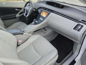 Balts Toyota Prius 2009 Panevēža, ar dzinēja tilpumu 1.80 L un nobraukumu 338 tūkst. km par 5599 €, foto 11 vietnē AUTOMOTO.COM.LV