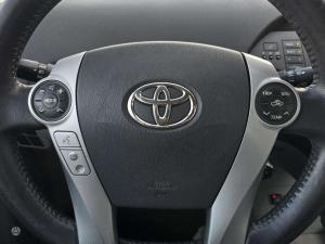 Balts Toyota Prius 2009 Panevēža, ar dzinēja tilpumu 1.80 L un nobraukumu 338 tūkst. km par 5599 €, foto 19 vietnē AUTOMOTO.COM.LV