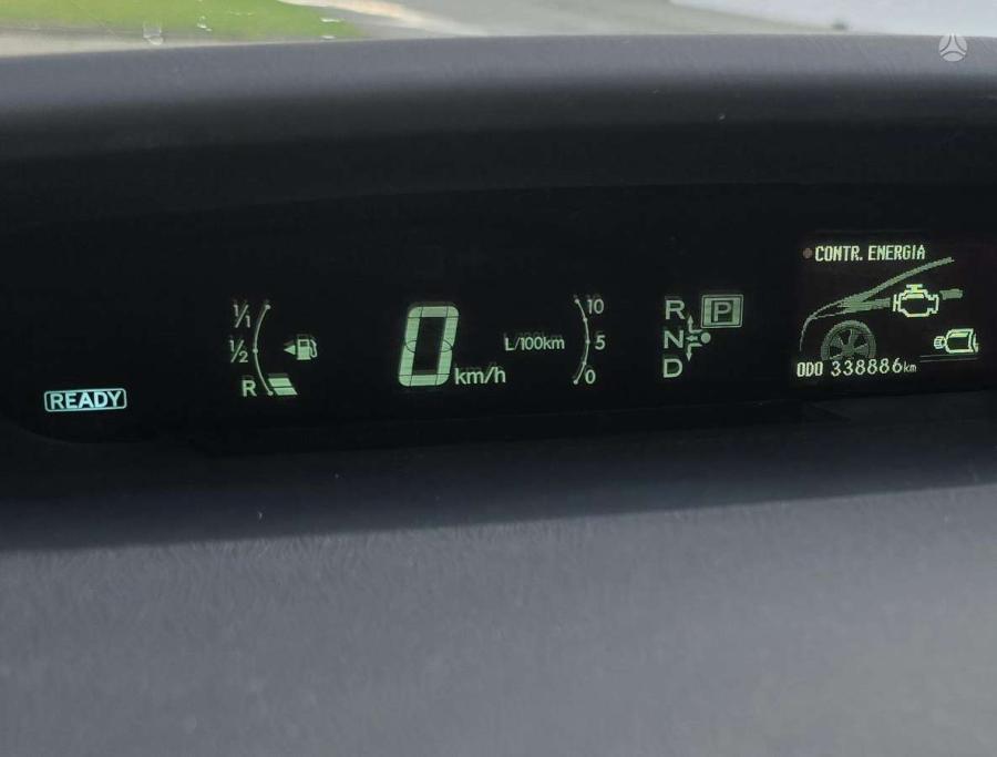 Balts Toyota Prius 2009 Panevēža, ar dzinēja tilpumu 1.80 L un nobraukumu 338 tūkst. km par 5599 €, foto 20 vietnē AUTOMOTO.COM.LV
