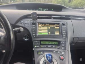 Balts Toyota Prius 2009 Viļņa, ar dzinēja tilpumu 1.80 L un nobraukumu 255 tūkst. km par 6000 €, foto 12 vietnē AUTOMOTO.COM.LV