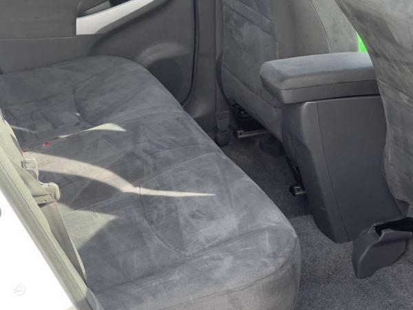Balts Toyota Prius 2009 Tauragė, ar dzinēja tilpumu 1.80 L un nobraukumu 240 tūkst. km par 5500 €, foto 9 vietnē AUTOMOTO.COM.LV
