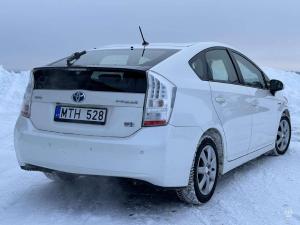 Balts Toyota Prius 2010 Ukmergė, ar dzinēja tilpumu 1.80 L un nobraukumu 407 tūkst. km par 3900 €, foto 7 vietnē AUTOMOTO.COM.LV