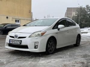 White Toyota Prius 2010 in Vilnius, with an engine capacity of 1.80 L and mileage of 441 thousand km for 4150 €, photo  on AUTOMOTO.COM.LV