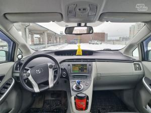 Balts Toyota Prius 2010 Viļņa, ar dzinēja tilpumu 1.80 L un nobraukumu 372 tūkst. km par 5600 €, foto 11 vietnē AUTOMOTO.COM.LV