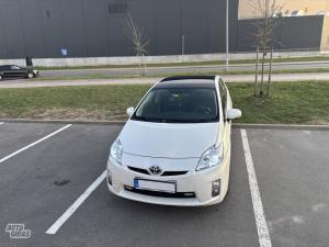 Balts Toyota Prius 2010 Viļņa, ar dzinēja tilpumu 1.80 L un nobraukumu 262 tūkst. km par 6700 €, foto 9 vietnē AUTOMOTO.COM.LV