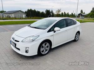 White Toyota Prius 2010 in Tartu, with an engine capacity of 1.80 L and mileage of 258 thousand km for 5750 €, photo  on AUTOMOTO.COM.LV