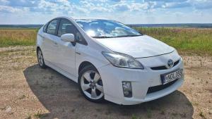 Balts Toyota Prius 2010 Viļņa, ar dzinēja tilpumu 1.80 L un nobraukumu 321 tūkst. km par 5300 €, foto 3 vietnē AUTOMOTO.COM.LV