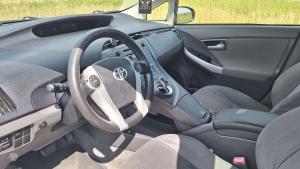 Balts Toyota Prius 2010 Viļņa, ar dzinēja tilpumu 1.80 L un nobraukumu 321 tūkst. km par 5300 €, foto 10 vietnē AUTOMOTO.COM.LV